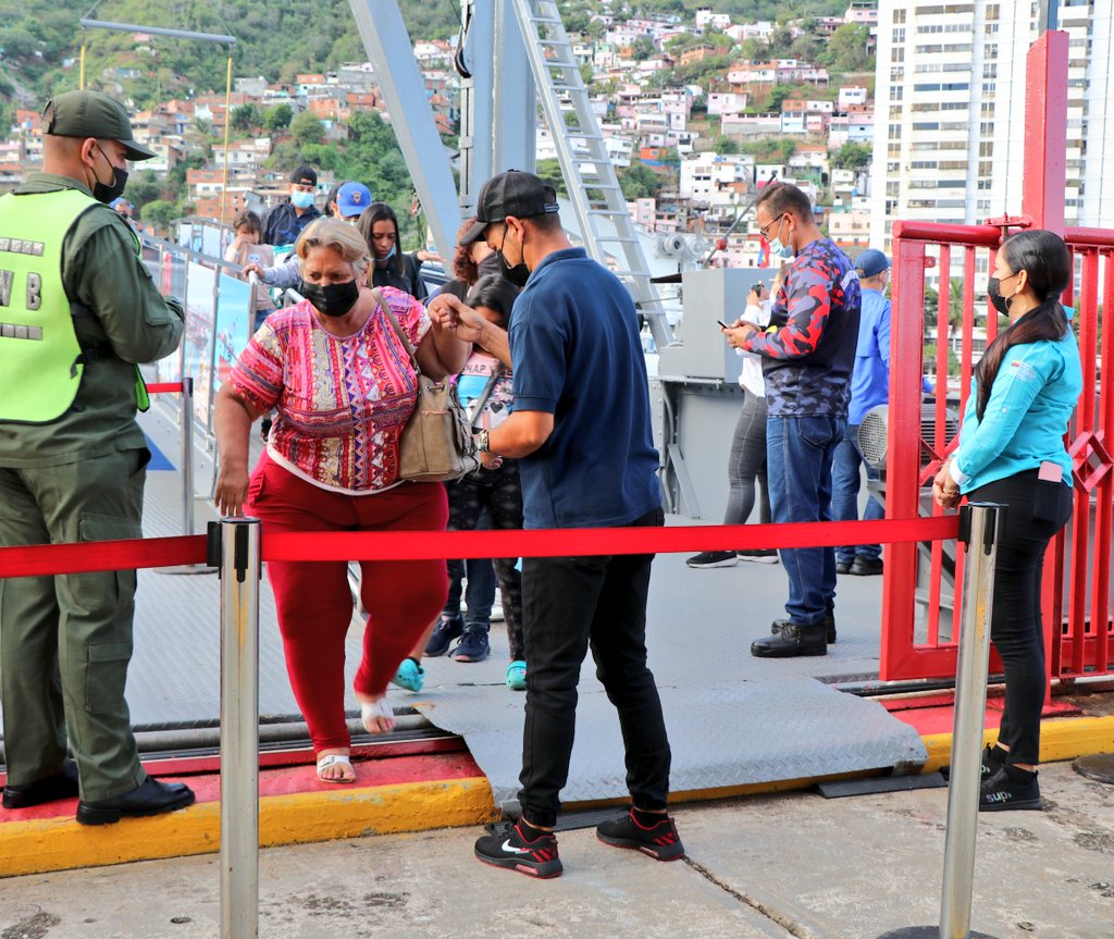 Terminal Marítimo De Pasajeros Del Puerto Internacional De La Guaira