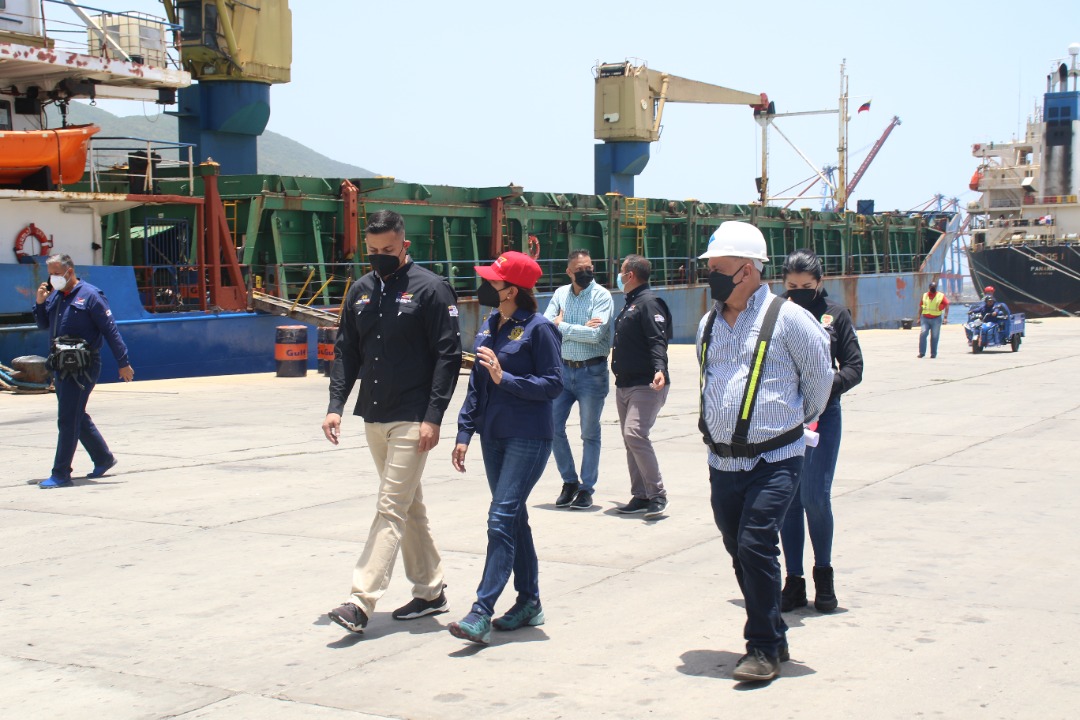Presidenta De Bolipuertos Inspeccionó Instalaciones Del Puerto